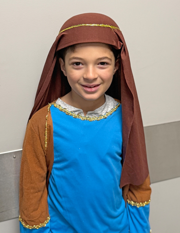 Gallery/ Christmas Pageant 2025 – Christ the King Parish